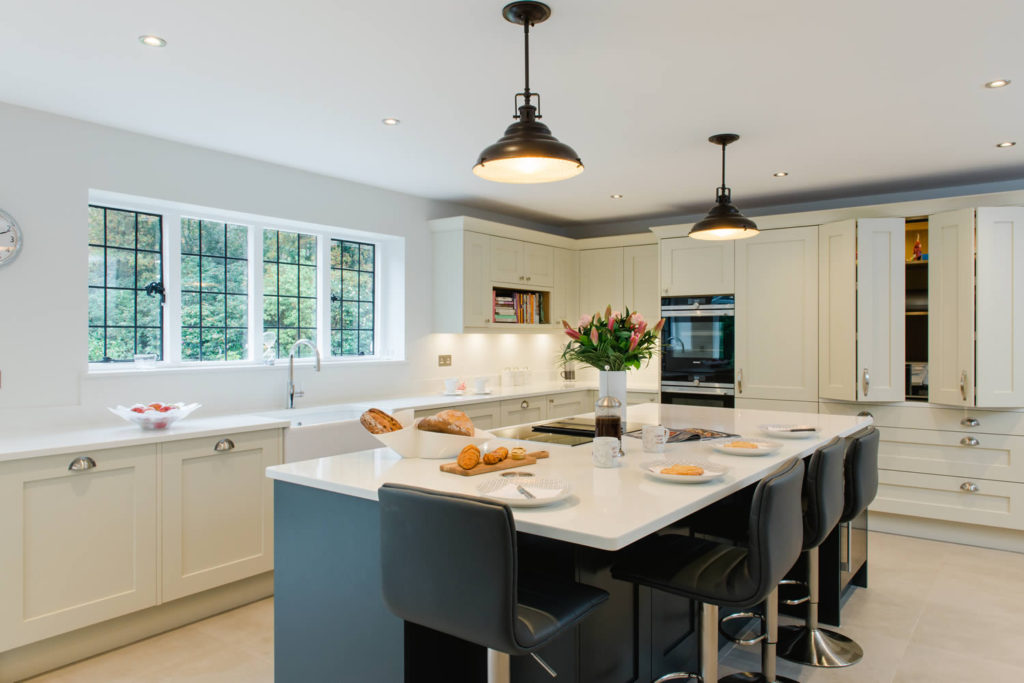 Classic Kitchen, Woking - Vita Nova